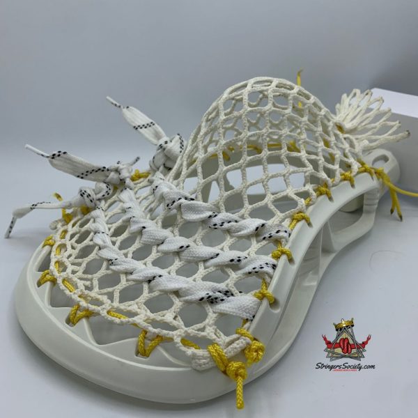 STX AV8 Mid Pocket With Hard Mesh Stringing Pattern